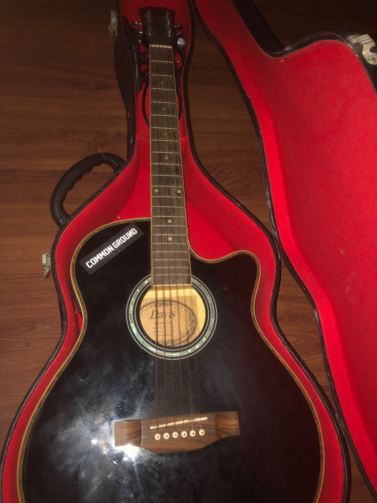 Acoustic Davis Guitar, Hobbies & Toys, Music & Media, Musical ...