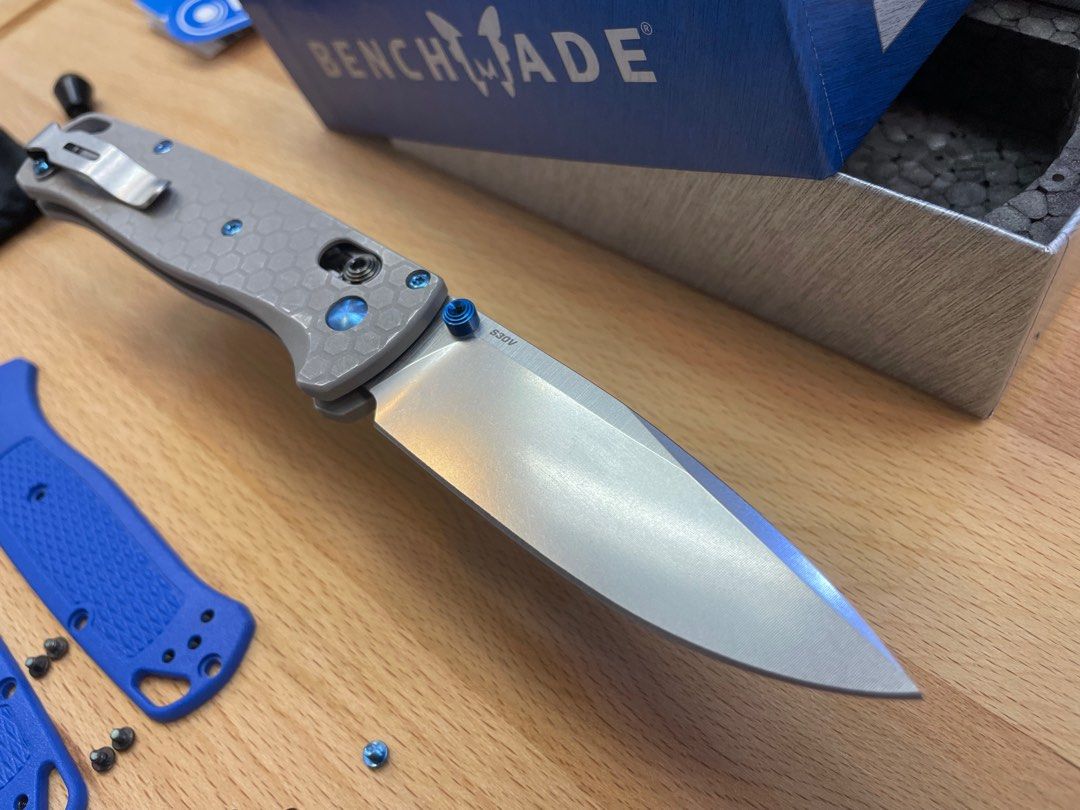 Benchmade Bugout 535 Customised/Aluminium scales, Sports Equipment ...