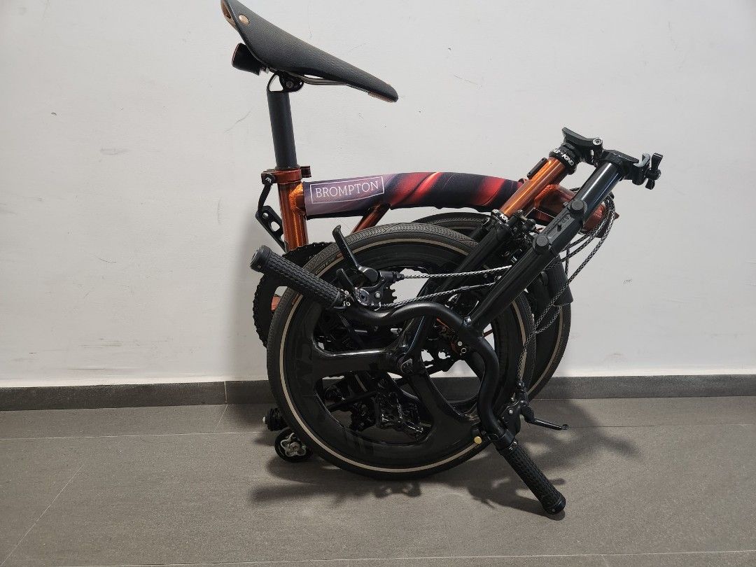 Brompton lacquer flame Black edition, Sports Equipment, Bicycles ...