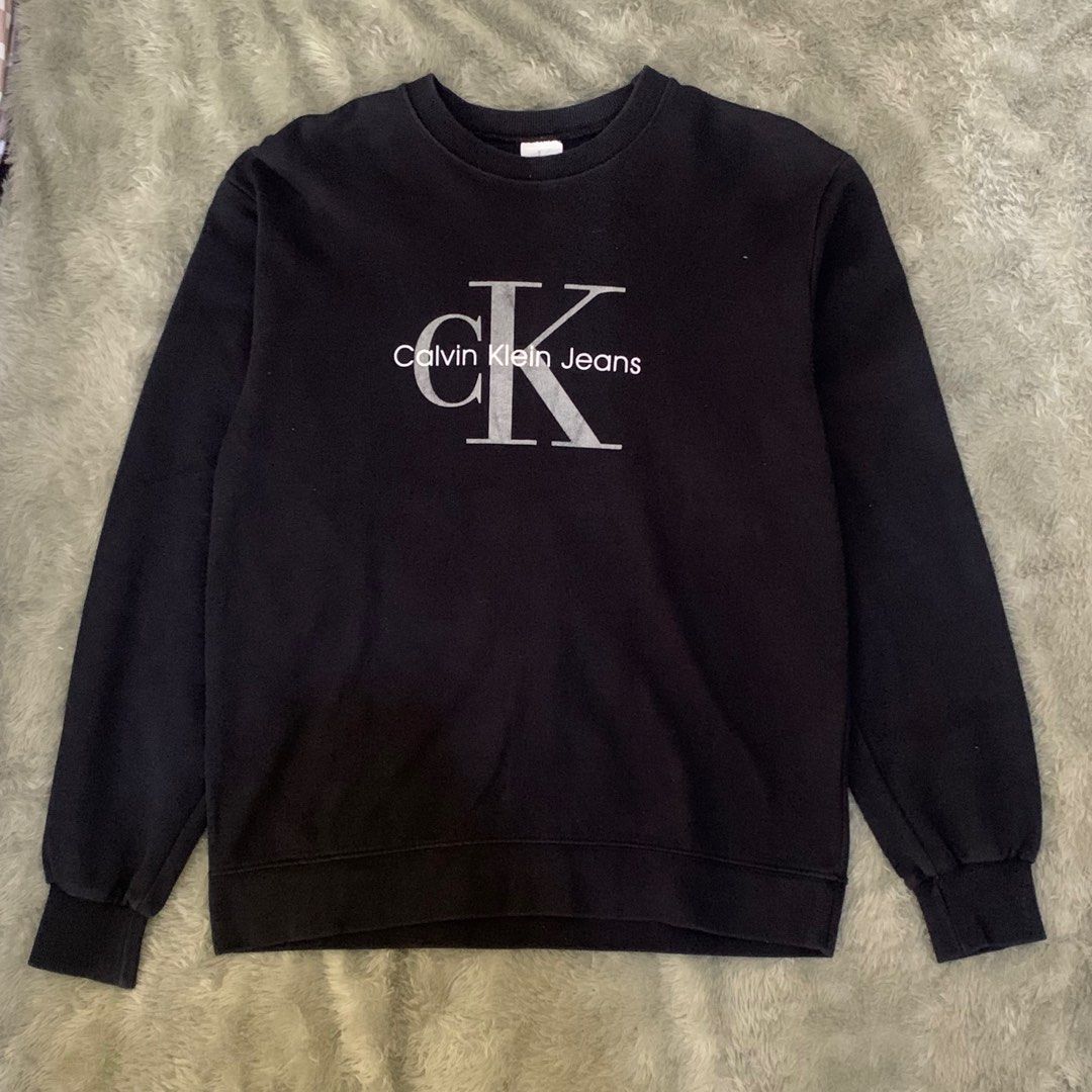 Calvin Klein Jeans Iconic Monogram Crewneck Fesyen Pria Pakaian