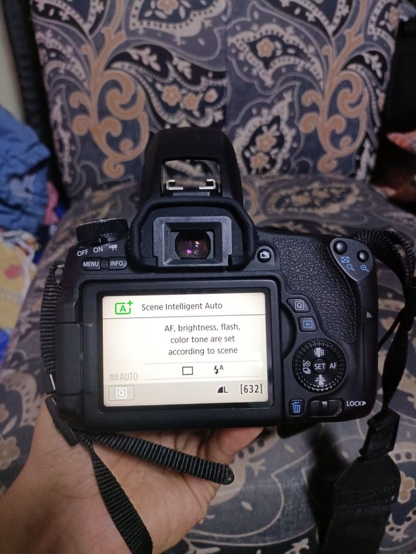 Canon 760d Body DSLR Wifi Touchscreen Flipscreen With Freebies ...