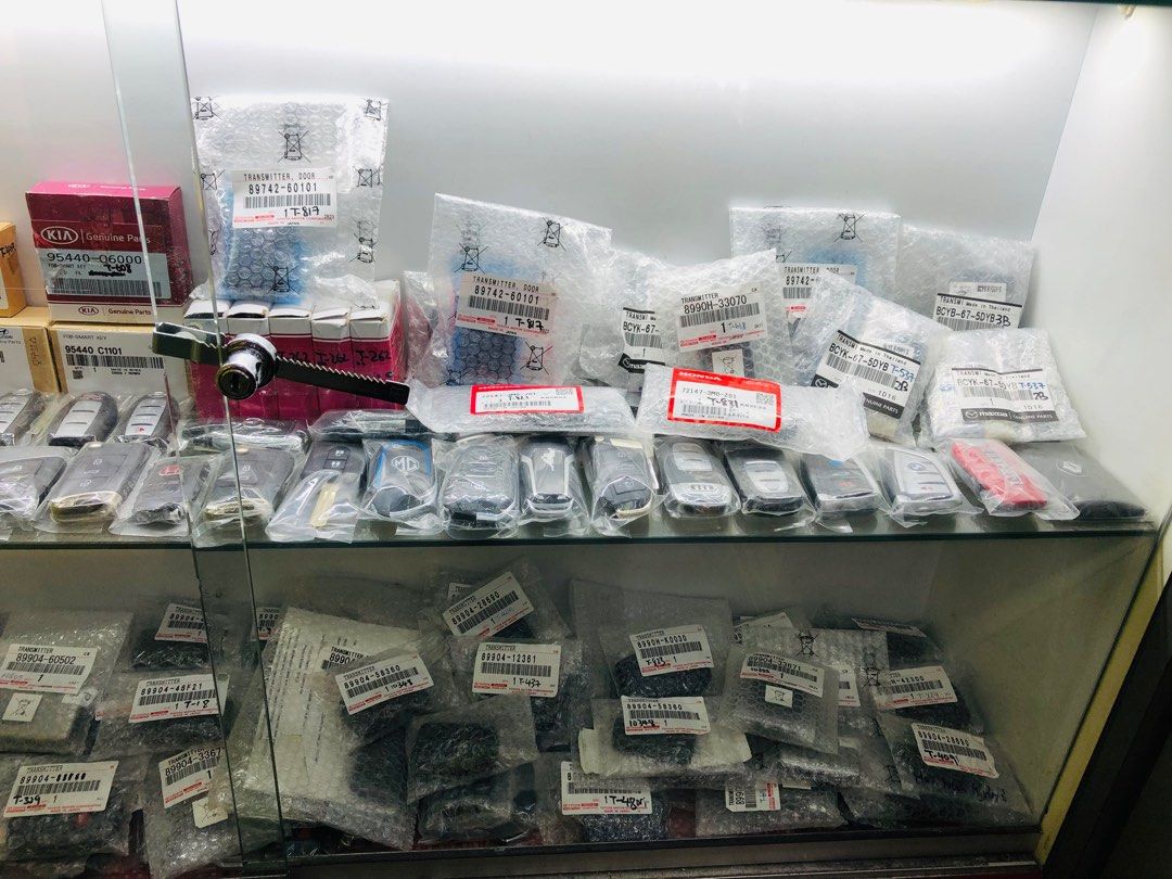 Car key Remote battery Change , Car Accessories, Accessories on Carousell