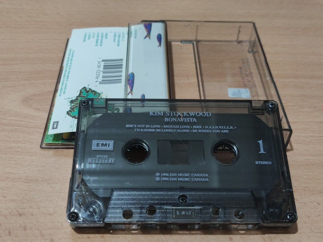 (Cassette) Kim Stockwood Bonavista, Hobbies & Toys, Music & Media, CDs & DVDs on Carousell
