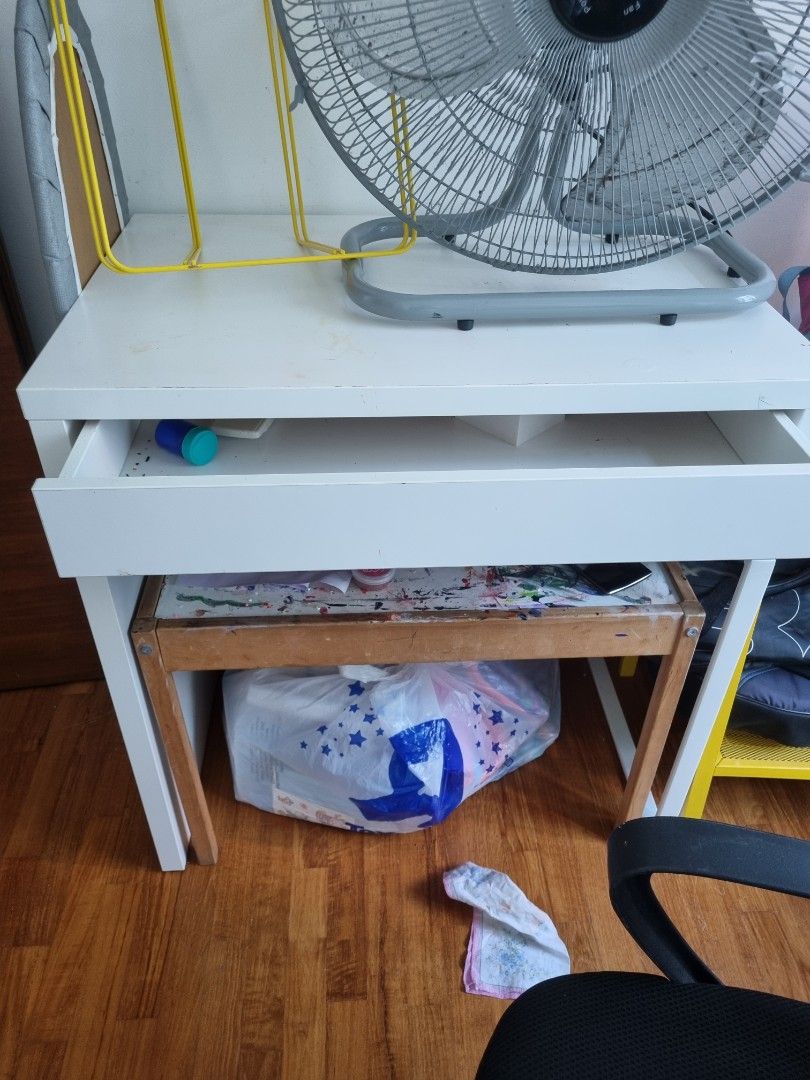 Computer Table and chair,rarely used, Furniture & Home Living ...