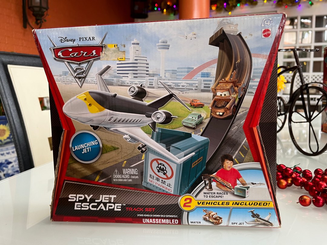 Disney Cars 2 Spy Jet Escape Playset, Hobbies & Toys, Toys & Games on ...