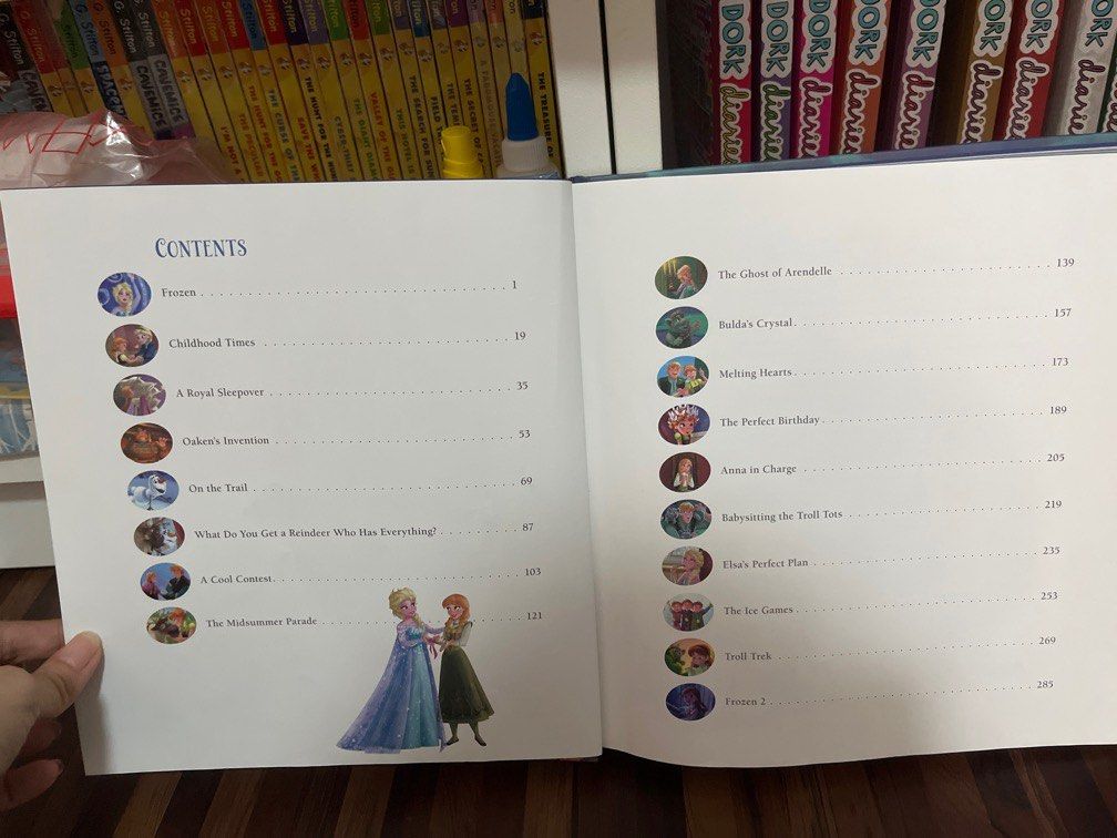 Disney FROZEN Storybook collection, Hobbies & Toys, Books & Magazines ...