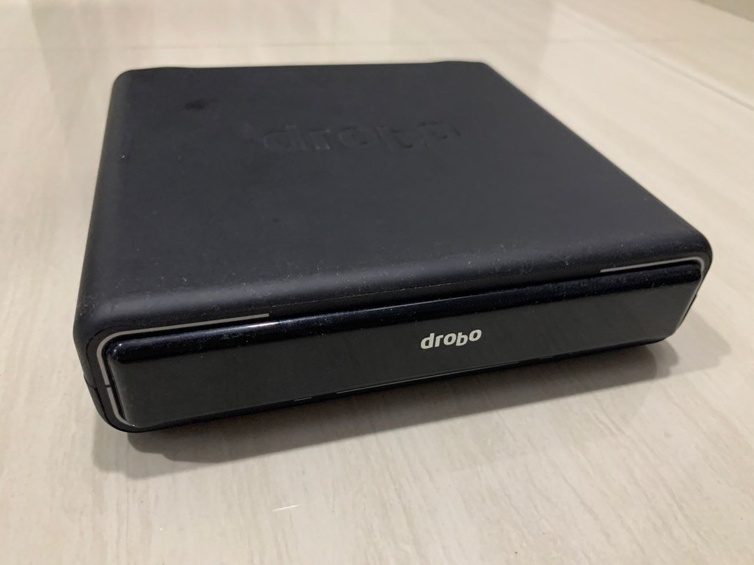 Drobo Mini with 120GB SSD cache + 4x Toshiba 2GB (new) or 4x HGST 1GB ...
