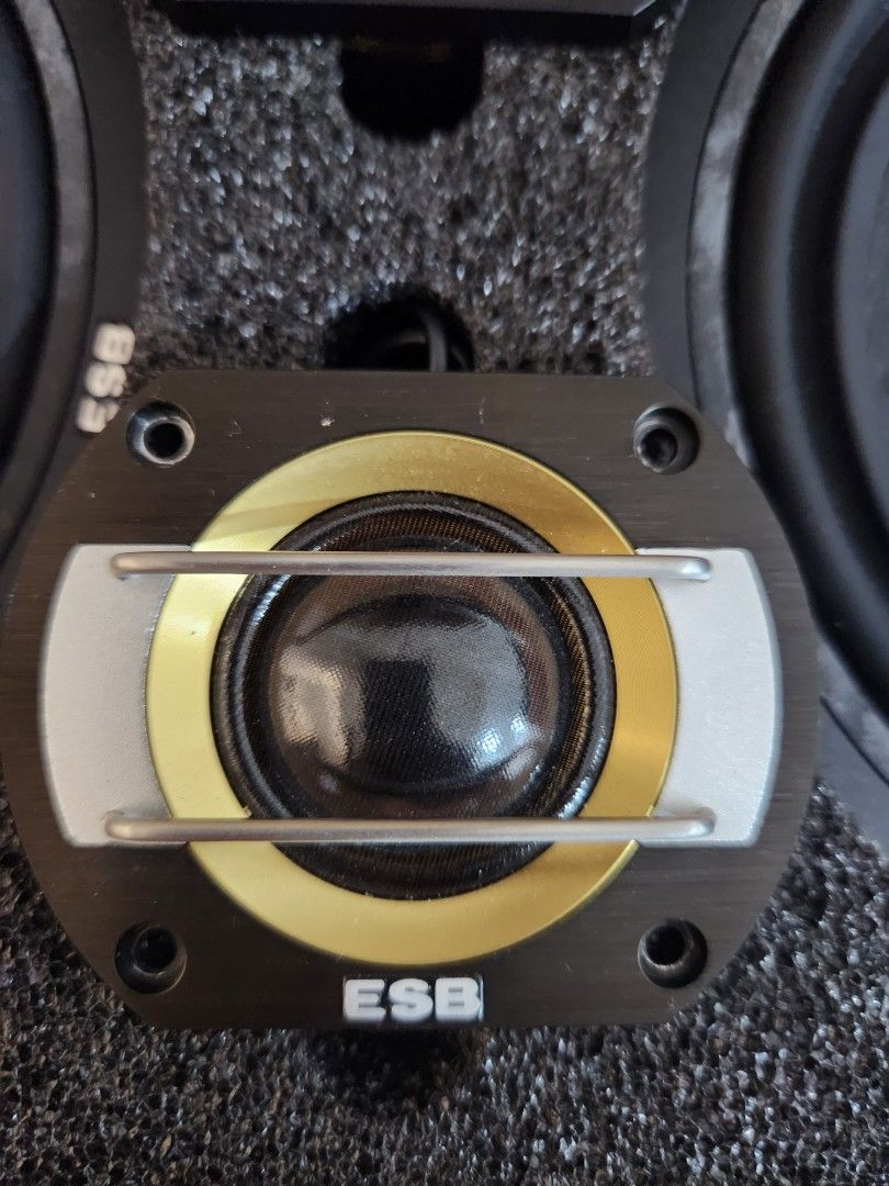 ESB 8000 8.6K3 LE 3 way speaker (Active), Car Accessories, Accessories ...