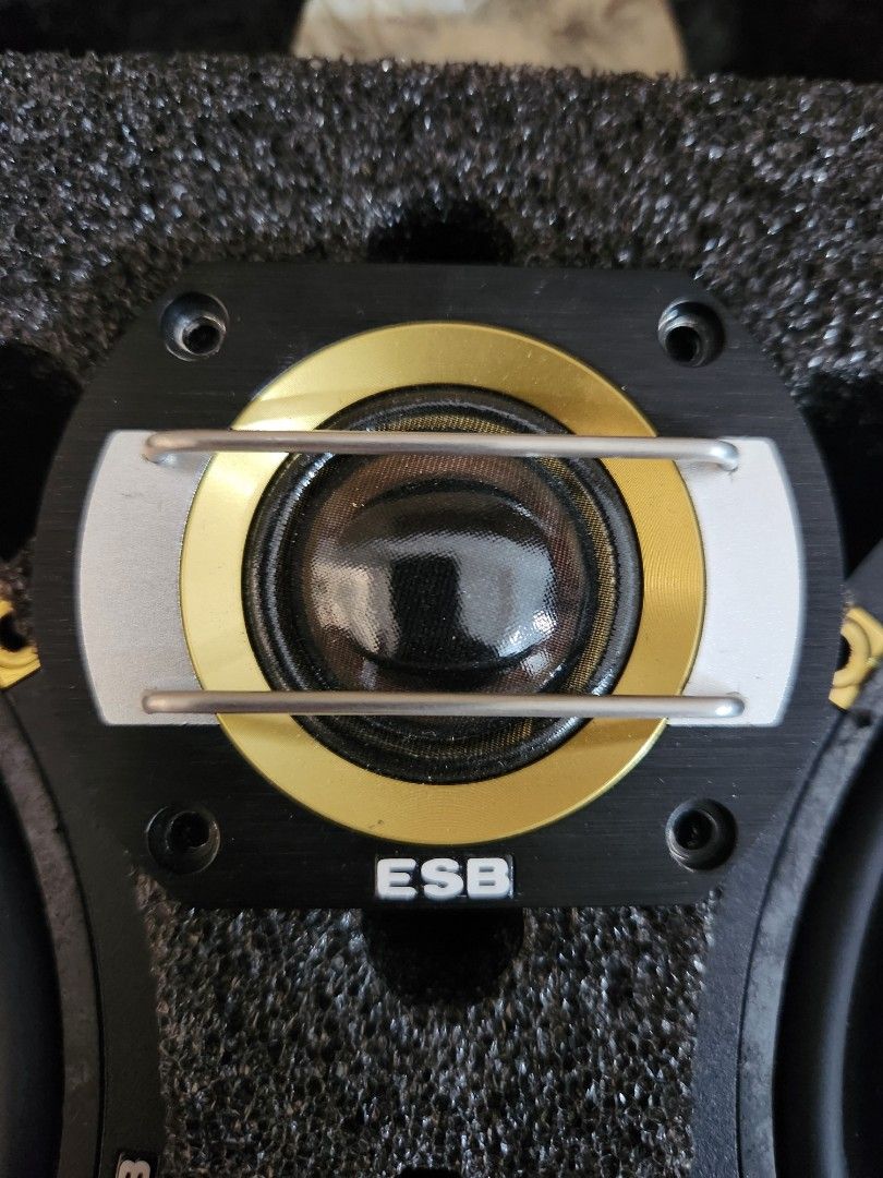 ESB 8000 8.6K3 LE 3 way speaker (Active), Car Accessories, Accessories ...