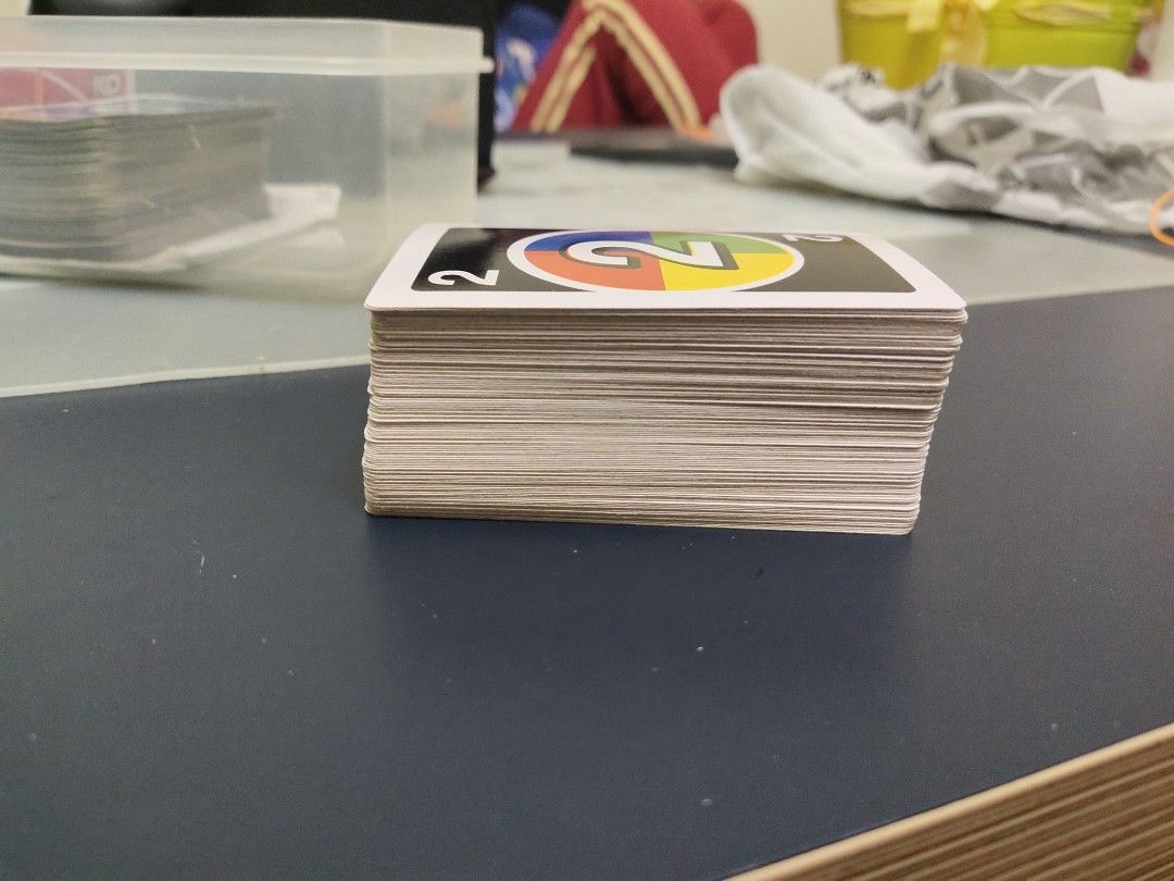 Fake Uno DOS, Hobbies & Toys, Toys & Games on Carousell