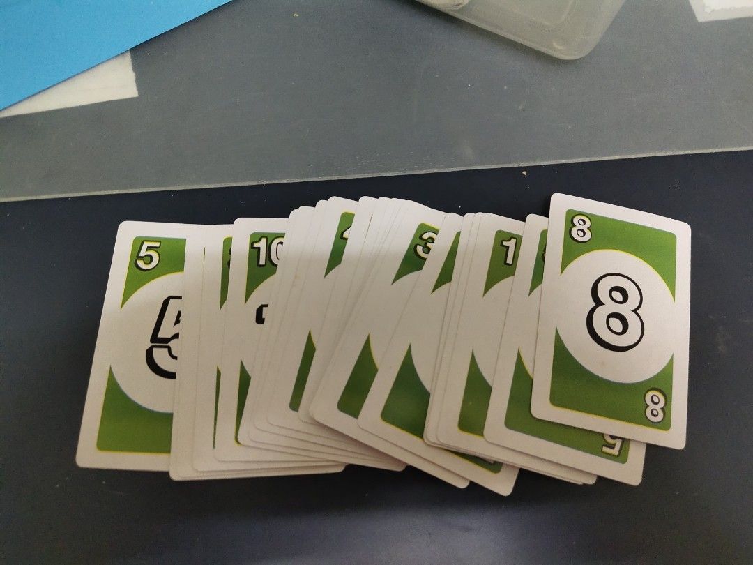 Fake Uno DOS, Hobbies & Toys, Toys & Games on Carousell