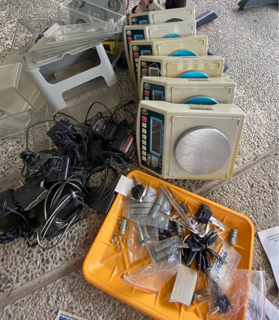 Fuji Digital Weighing Scale, Everything Else, Others on Carousell