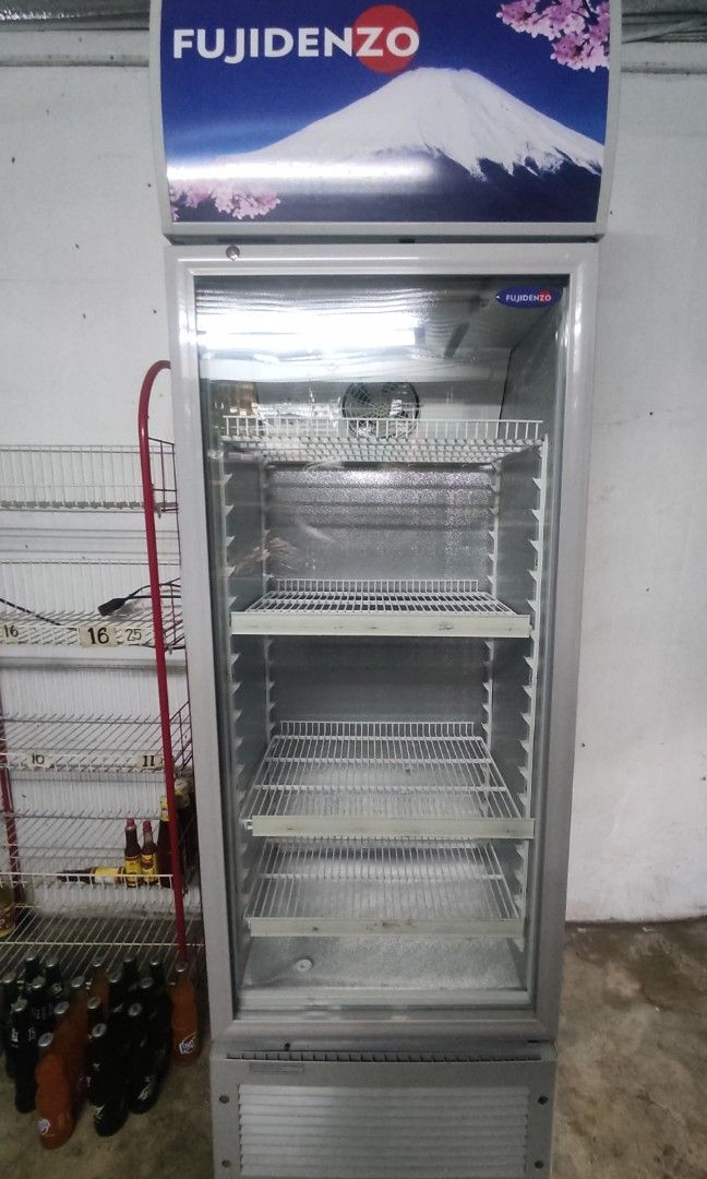 Fujidenzo SU 110A Showcase Chiller, TV & Home Appliances, Other Home ...