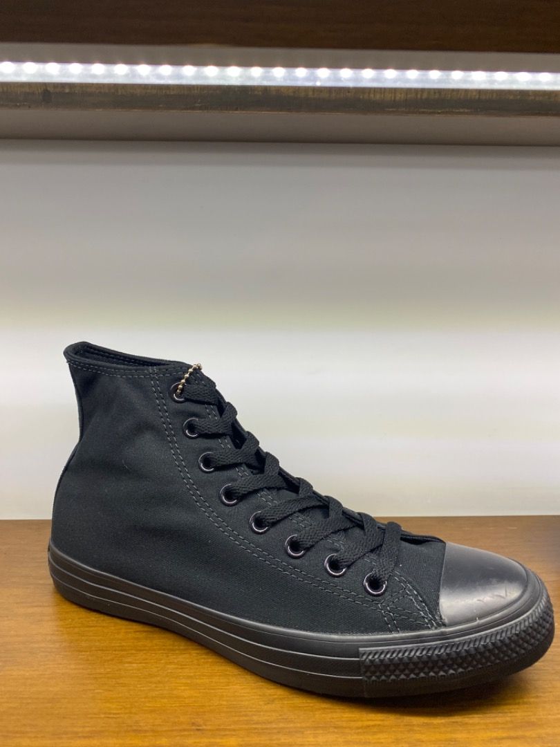 Full black converse, Men's Fashion, Footwear, Casual shoes on Carousell