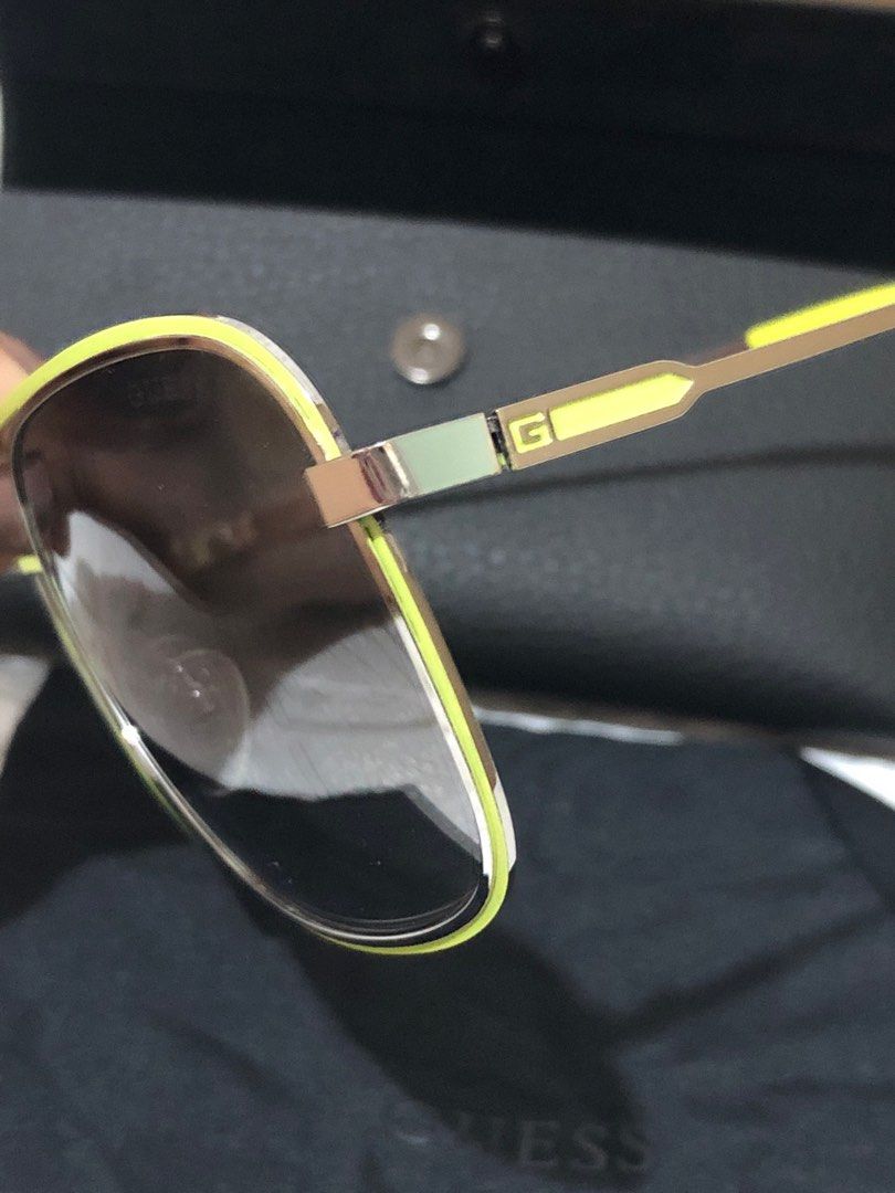 GUESS EYEWEAR, Women's Fashion, Watches & Accessories, Sunglasses ...