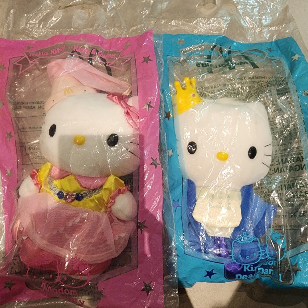 Hello Kitty King & Queen, Hobbies & Toys, Toys & Games on Carousell