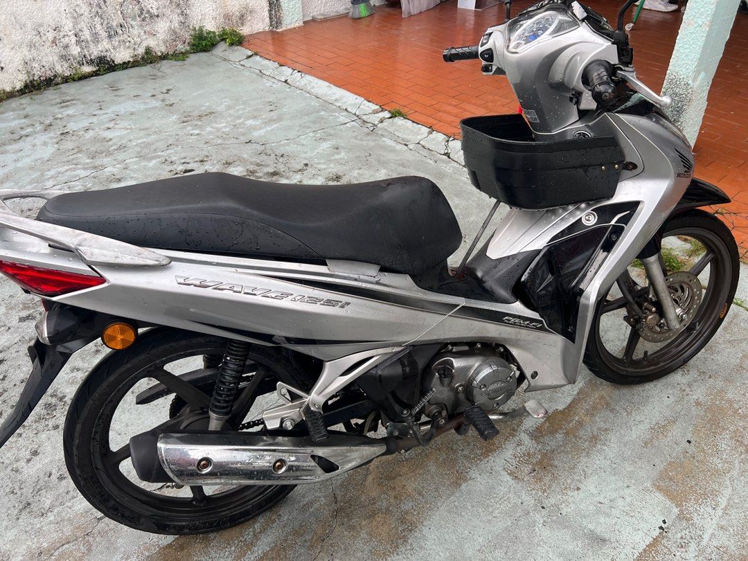 Honda Wave 125i, Motorbikes on Carousell