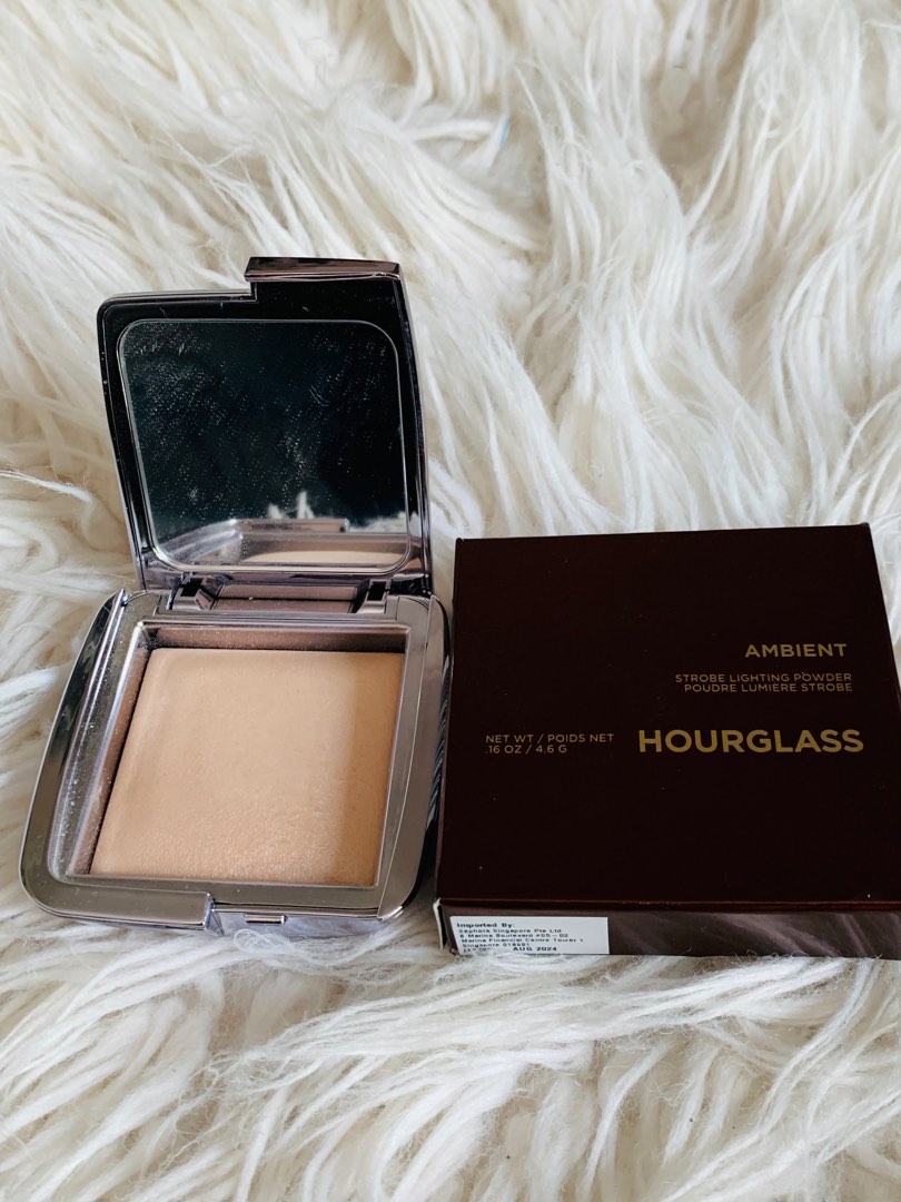 Hourglass Ambient strobe highlighting powder, Beauty & Personal Care ...