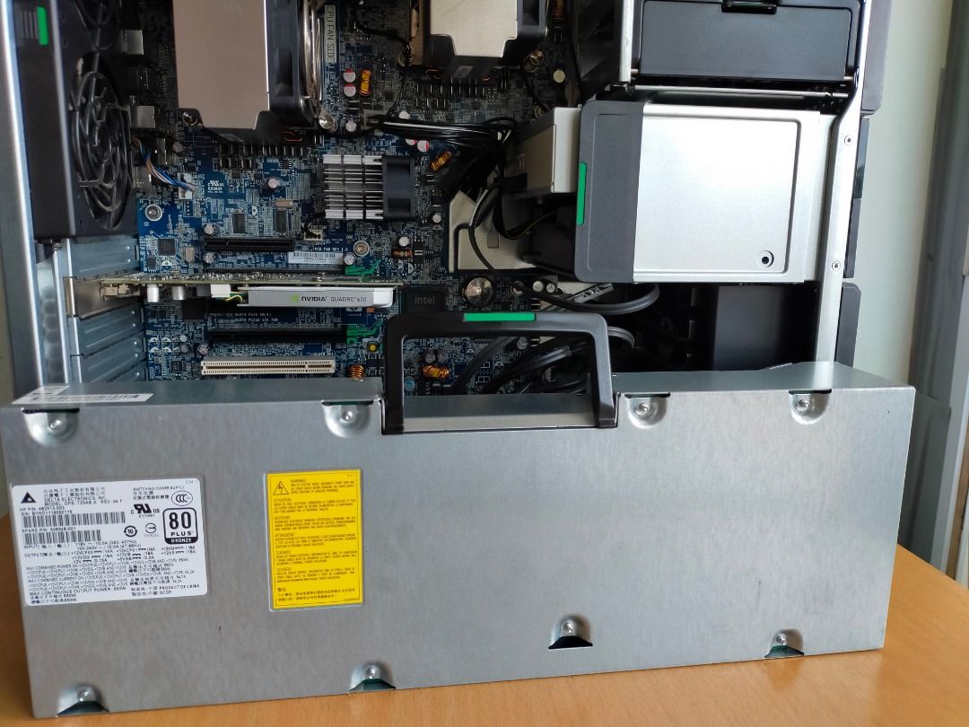 HP Z600 Workstation Server, Computers & Tech, Desktops on Carousell