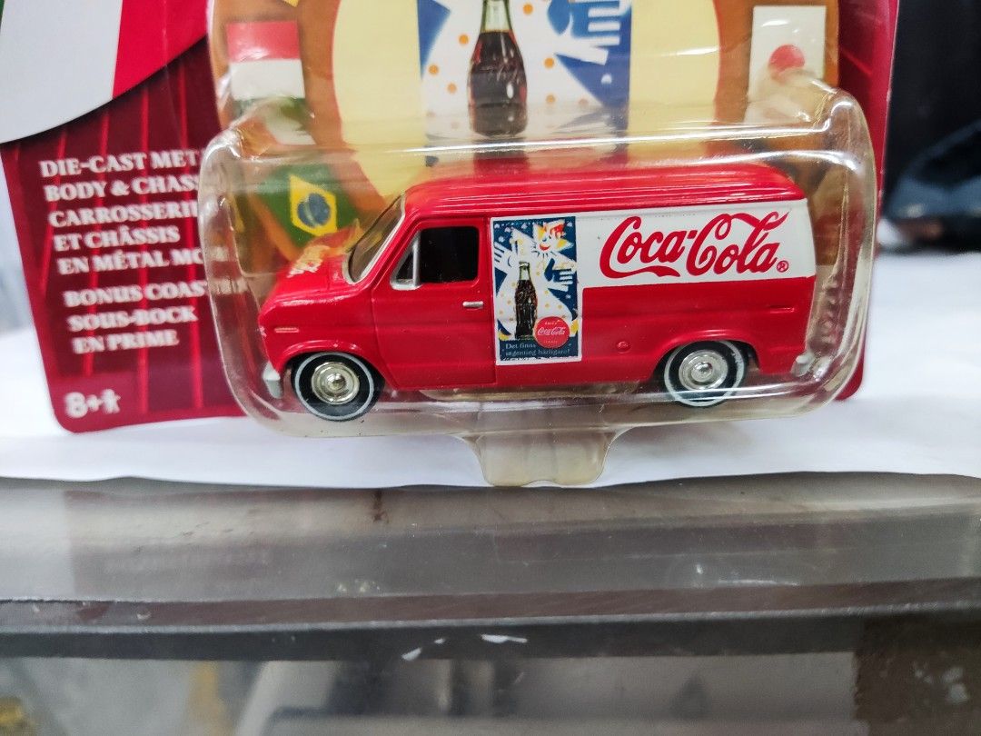 罕有的JOHNNY LIGHTNING COCA COLA INTERNATIONAL 1977 FORD VAN "NEW" 1：64合金車 ...