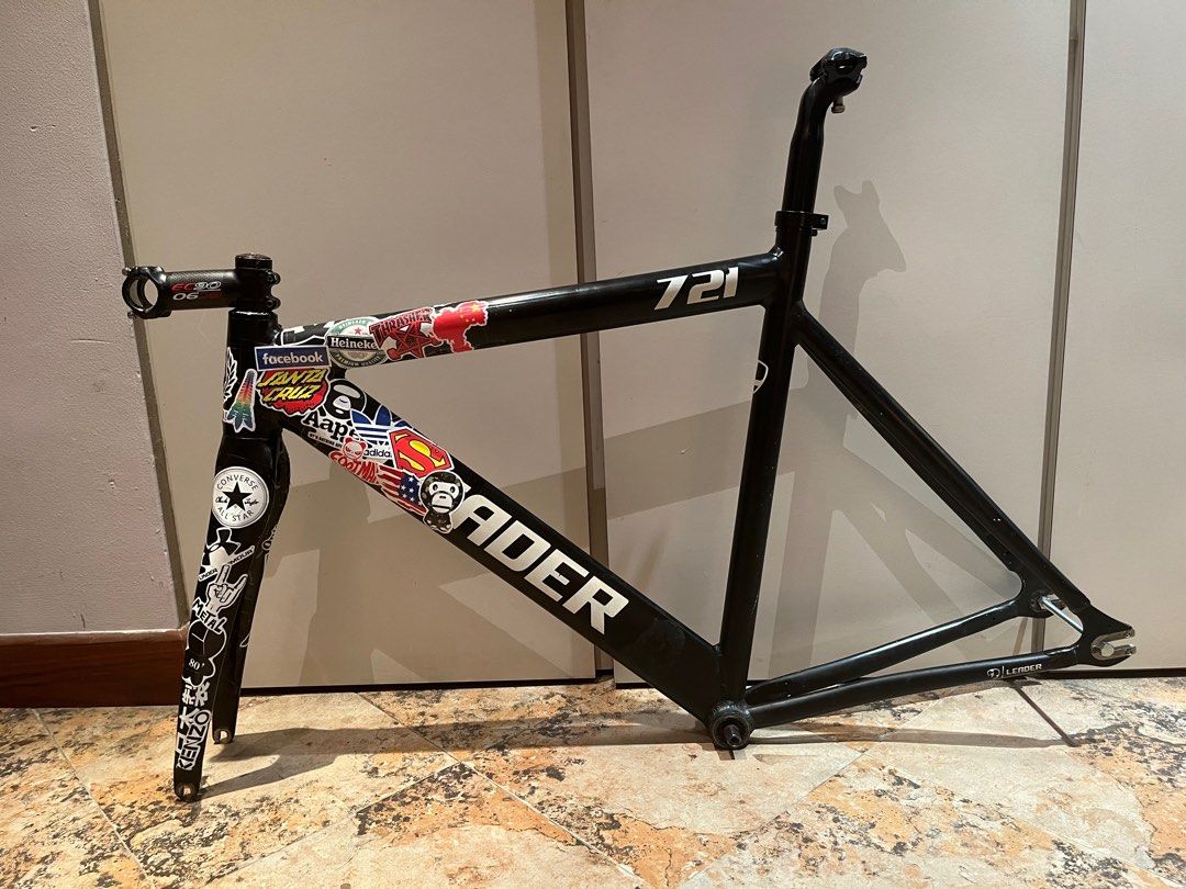 Leader 721 stickerbomb Fixie/ Fixed Gear frame, Sports Equipment ...