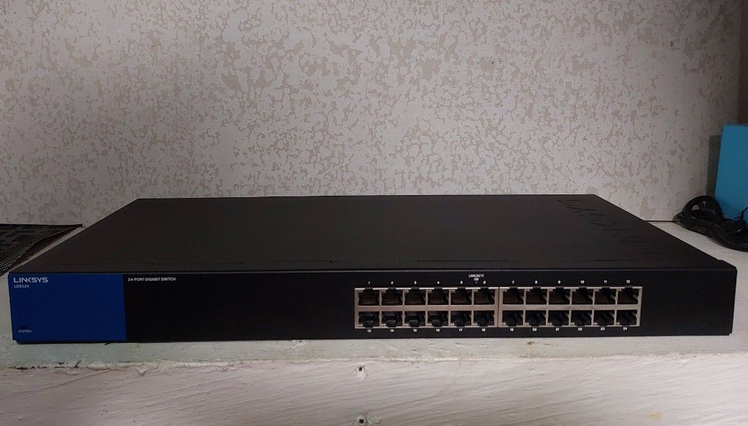 Linksys 24 port Unmanaged Ethernet Switch, Computers & Tech, Parts ...