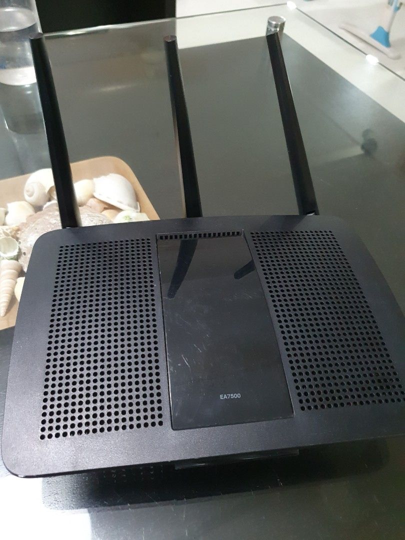 Linksys router ea7500 v2, Computers & Tech, Parts & Accessories ...