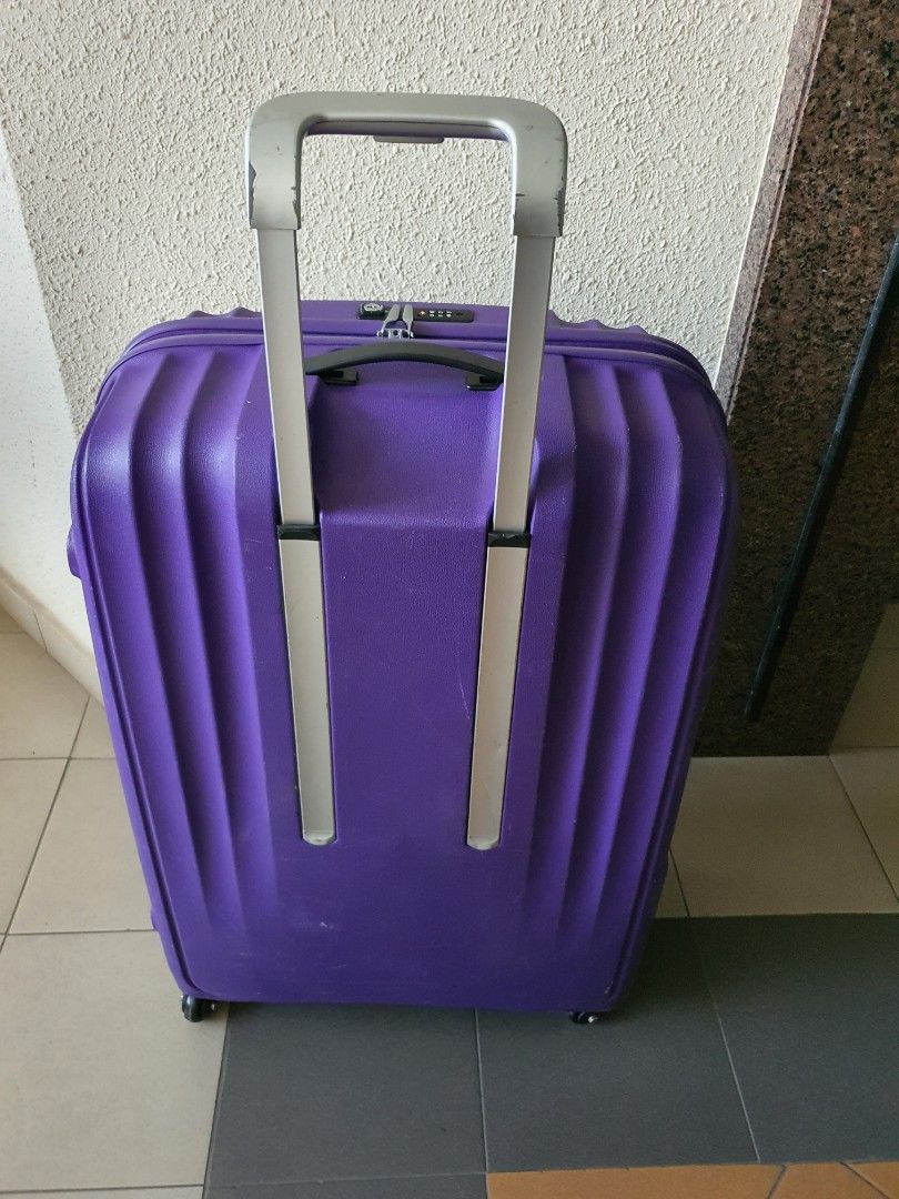 Lojel 32 inch Streamline Spinner Luggage, Hobbies & Toys, Travel ...