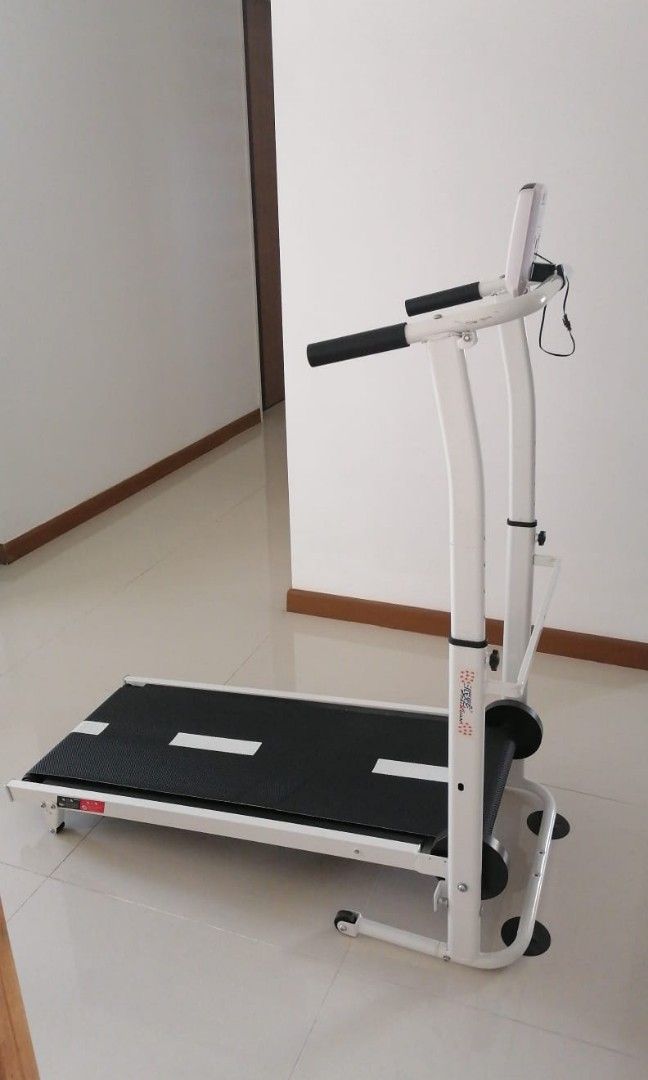 Manual foldable treadmill, Sports Equipment, Exercise & Fitness, Cardio ...