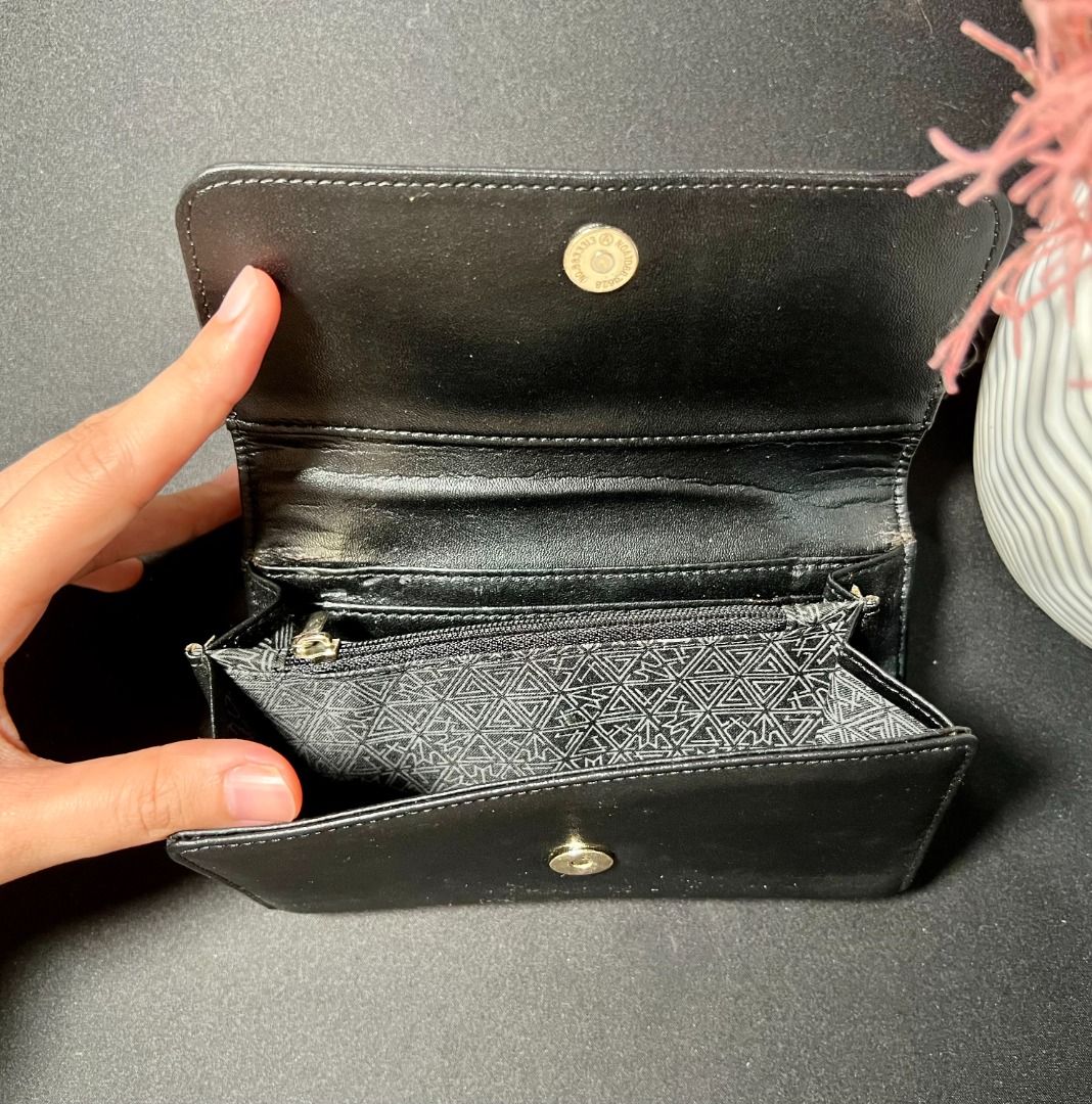 Marithe Francois Girbaud Leather Wallet, Women's Fashion, Bags ...
