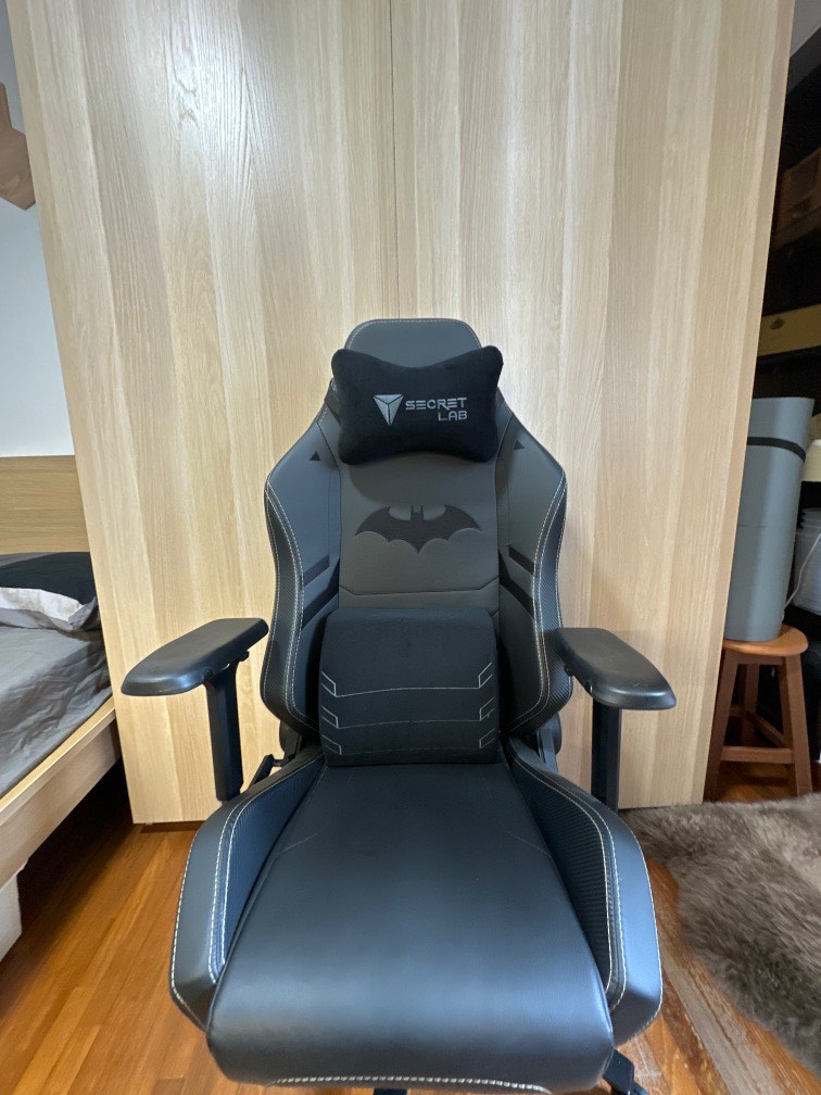 OMEGA Batman Edition Gaming SecretLab Chair, Furniture & Home Living ...