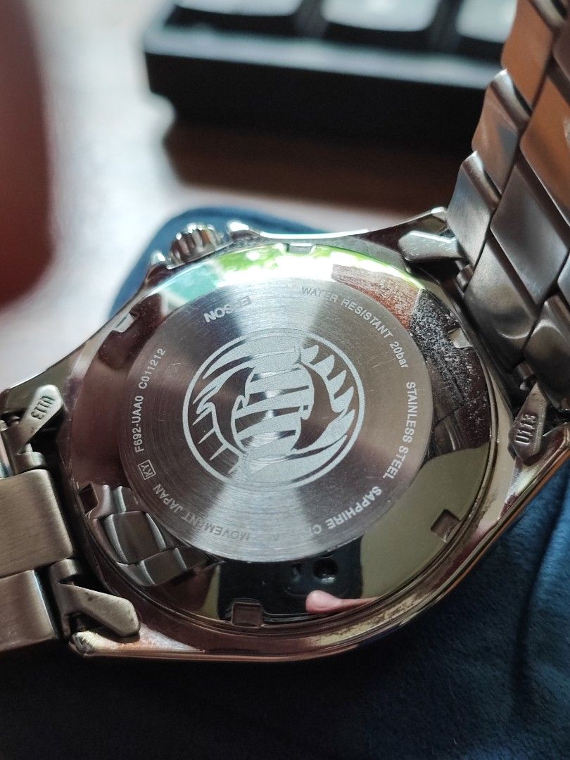 Orient kamasu special edition red blood, Men's Fashion, Watches ...