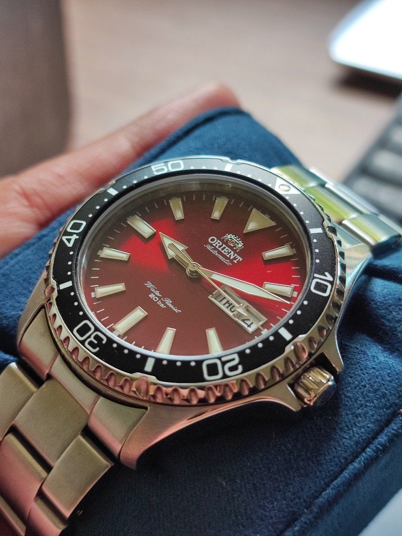 Orient kamasu special edition red blood, Men's Fashion, Watches ...
