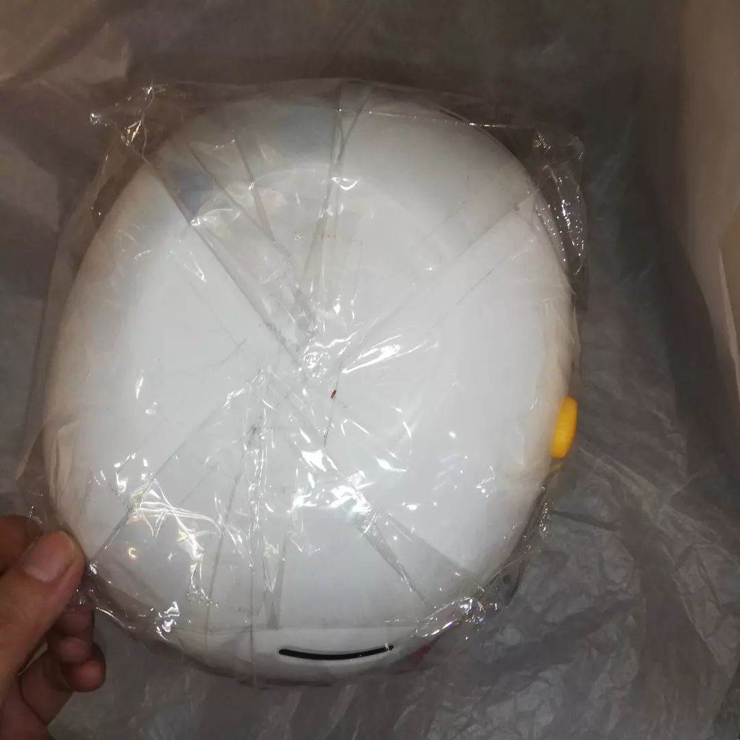 Original Hello Kitty Hard Case With sling, Women's Fashion, Bags ...