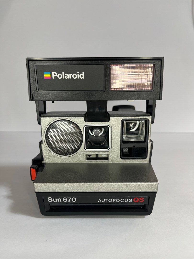 Polaroid Sun 670 AutofocusQS [Rare Silver Sonar], Photography, Cameras ...