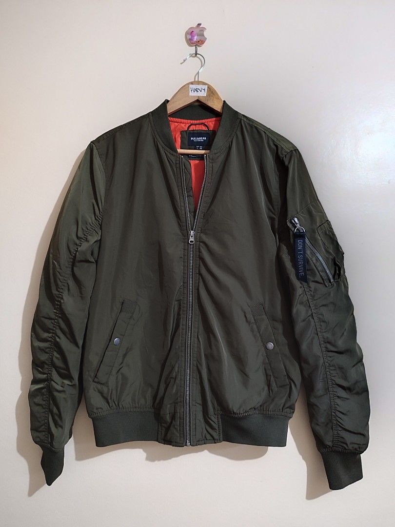 Pull and bear bomber jacket, Men's Fashion, Coats, Jackets and Outerwear on Carousell