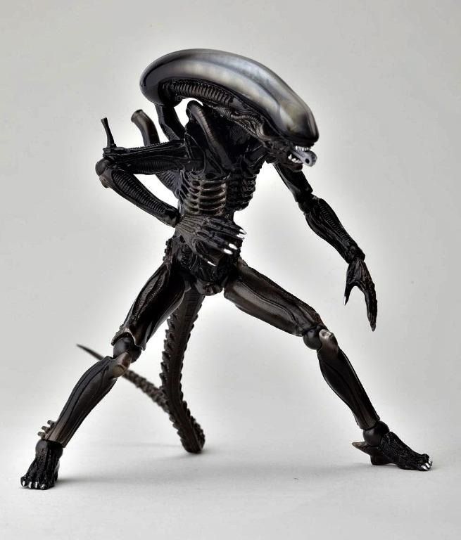 REVOLTECH Sci-Fi #01 Alien, Hobbies & Toys, Toys & Games on Carousell