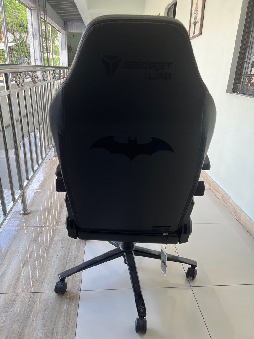 Secret Lab - Dark Knight Edition, Furniture & Home Living, Furniture ...