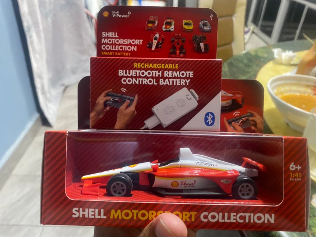 Shell motorsport penske indycar + battery, Hobbies & Toys, Collectibles ...