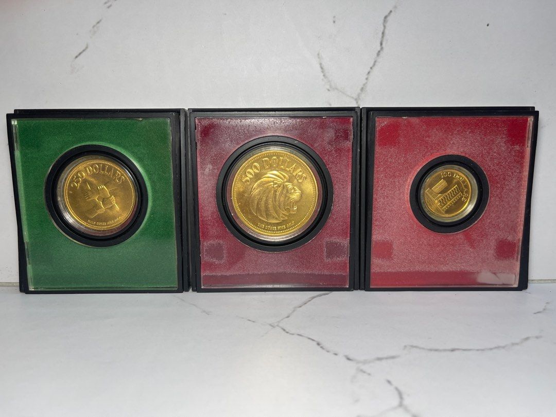 Singapore 1965 - 1975 10th Anniversary S$100, S$250 and S$500 Gold Coin ... Singapore 1965 - 1975 10th Anniversary S$100, S$250 and S$500 Gold Coin ...