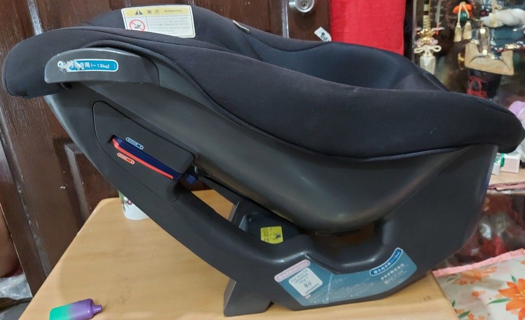 TAKATA brand car sest, Babies & Kids, Going Out, Car Seats on Carousell