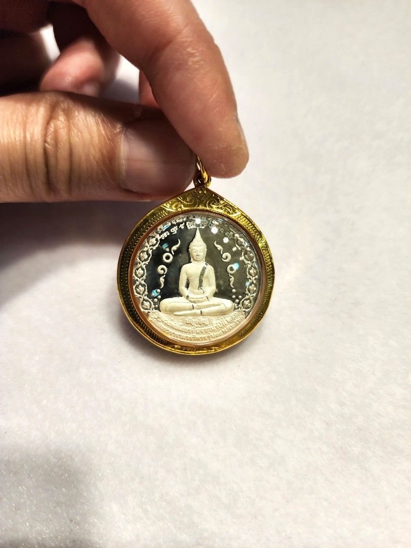 Thai Amulet Lp Sothorn, Hobbies & Toys, Memorabilia & Collectibles ...