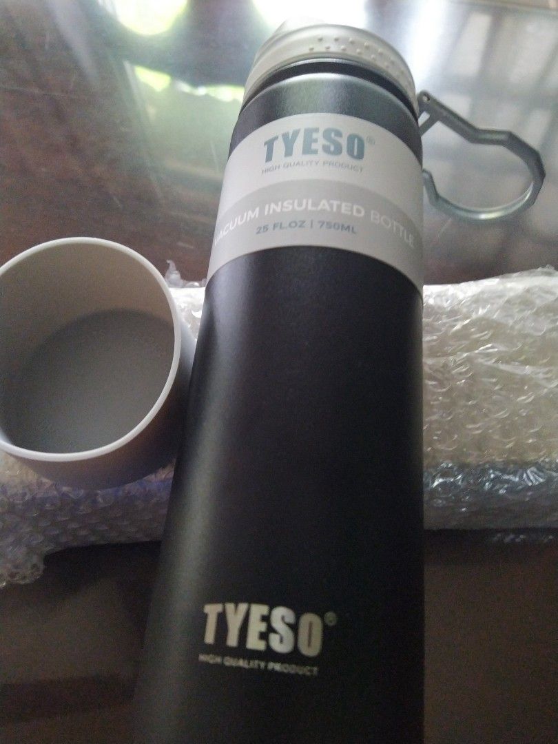 Tyeso Tumbler | BRAND NEW with BOOT, Furniture & Home Living, Kitchenware & Tableware, Water ...