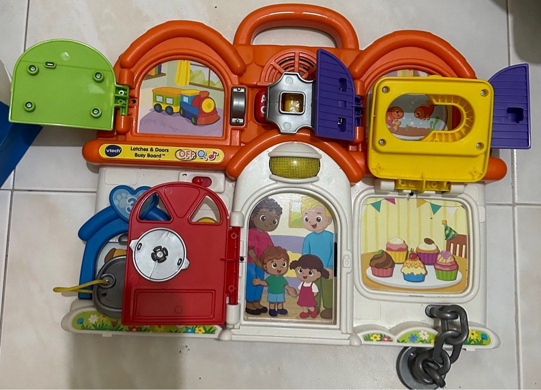 Vtech busy board, Babies & Kids, Infant Playtime on Carousell