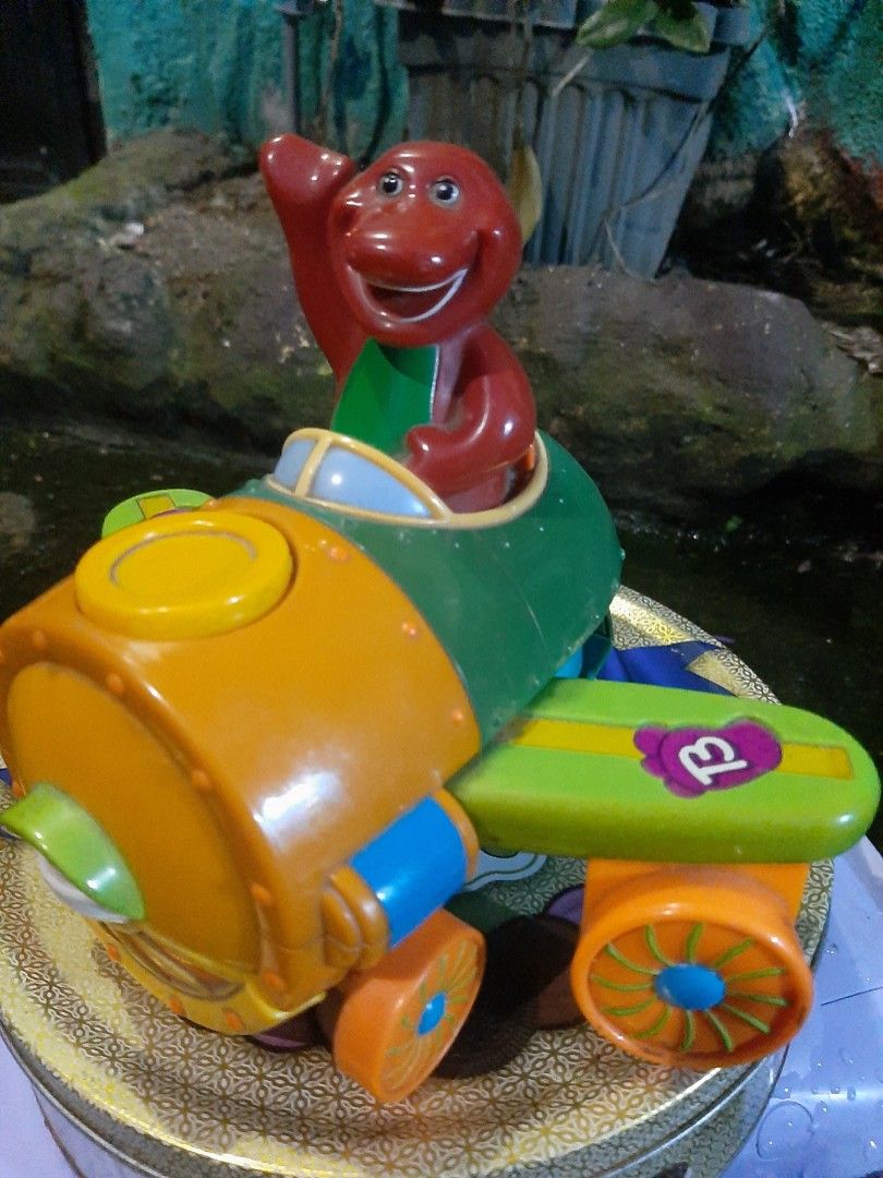 2001 MATTEL BARNEY TRAIN PURPLE DINOSAUR, Hobbies & Toys, Toys & Games ...