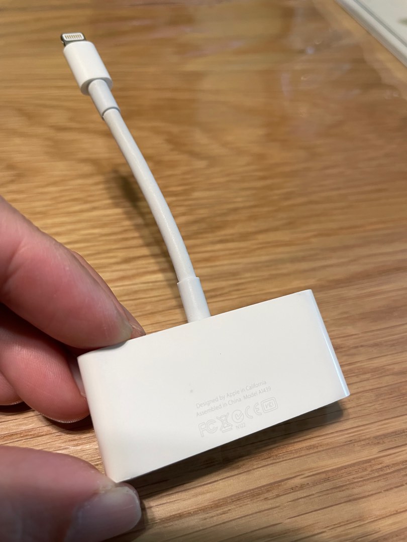 Apple Lightning to VGA Adapter, Computers & Tech, Parts & Accessories ...