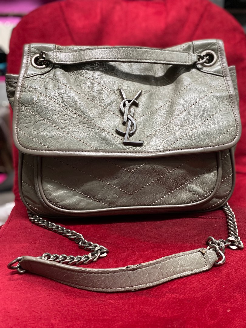 Authintic ysl niki crinkled grey, Women's Fashion, Bags & Wallets ...