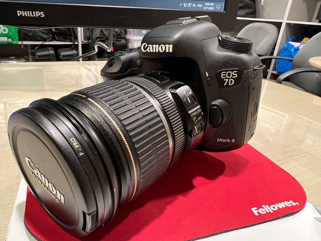 Canon 7D2 7D Mark 2 17-55mm F2.8, Photography, Cameras on Carousell