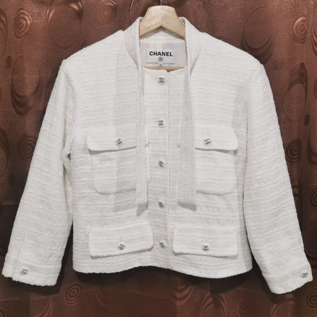 Chanel tweed jacket, Women's Fashion, Coats, Jackets and Outerwear on ...