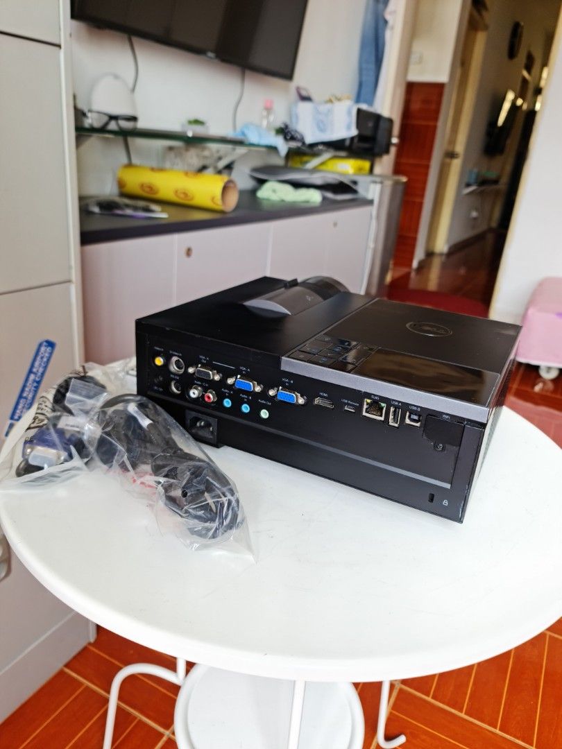 Dell 4320 DLP Lumens 4300 WXGA Conference Room Projector quality 9/10 ...